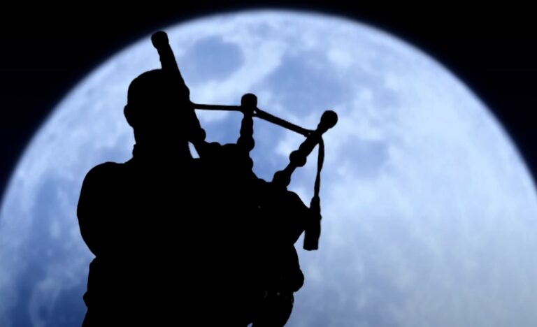 How to Play Bagpipes - The Basics and Essential Tips! - Burns Scotland